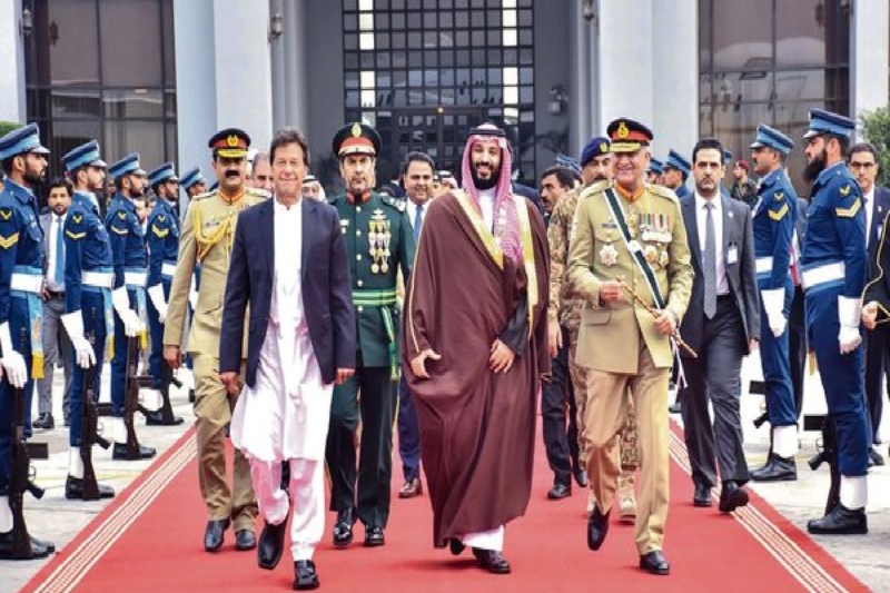 Falling in Love Again: Imran Khan, Pakistan's Military, and a Saudi ...