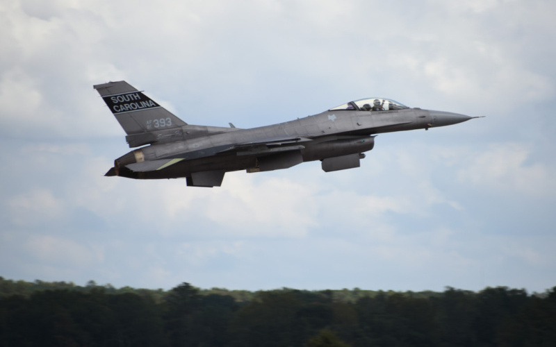 Ukraine War, Day 599: Kyiv's Pilots Begin Training on F-16 Fighter Jets ...