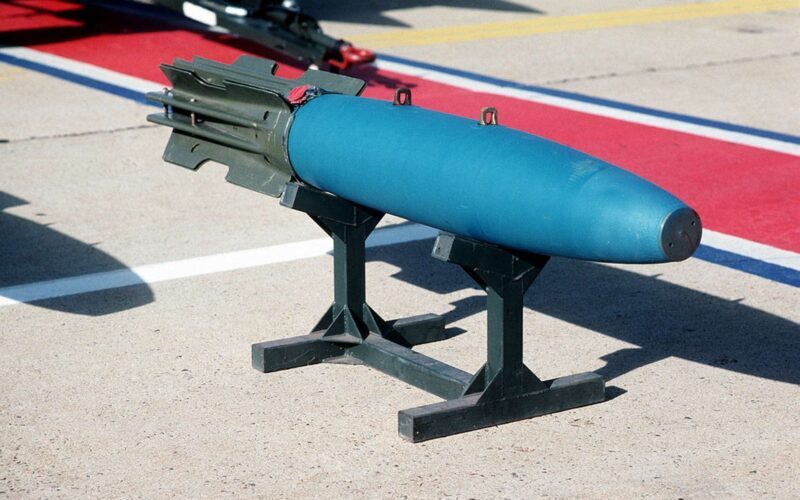 Ukraine War, Day 1,277: US Sells Extended-Range Missiles to Kyiv - But ...